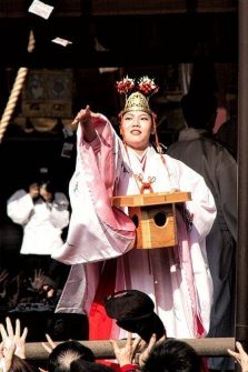 How to visit a Shinto Shrine in Japan