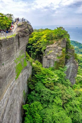 A day trip to Mt Nokogiri (Nokogiriyama) from Tokyo