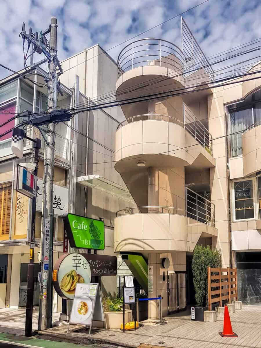 Where to eat in Tokyo - discover some popular spots & hidden gems