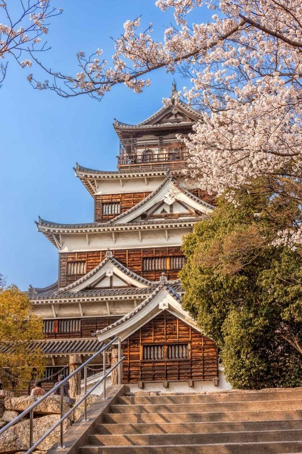 10 stunning Japanese castles that will transport you back in time